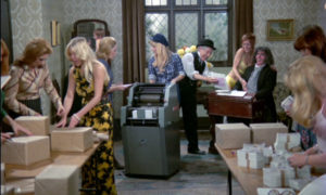 Come Play with Me (1977) | Cinéma de rien